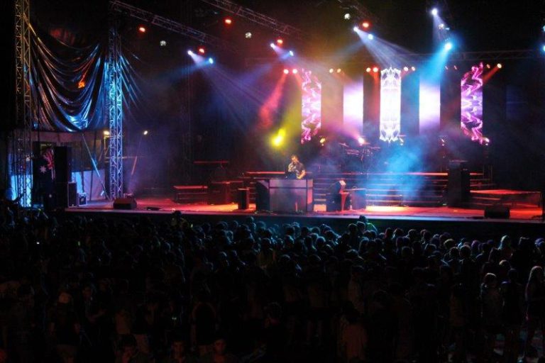 Lineup - Snow Machine NZ